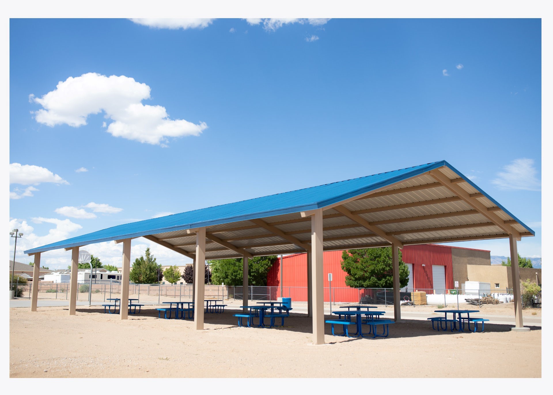 Gable End Metal Shade Shelter – Furniture Leisure