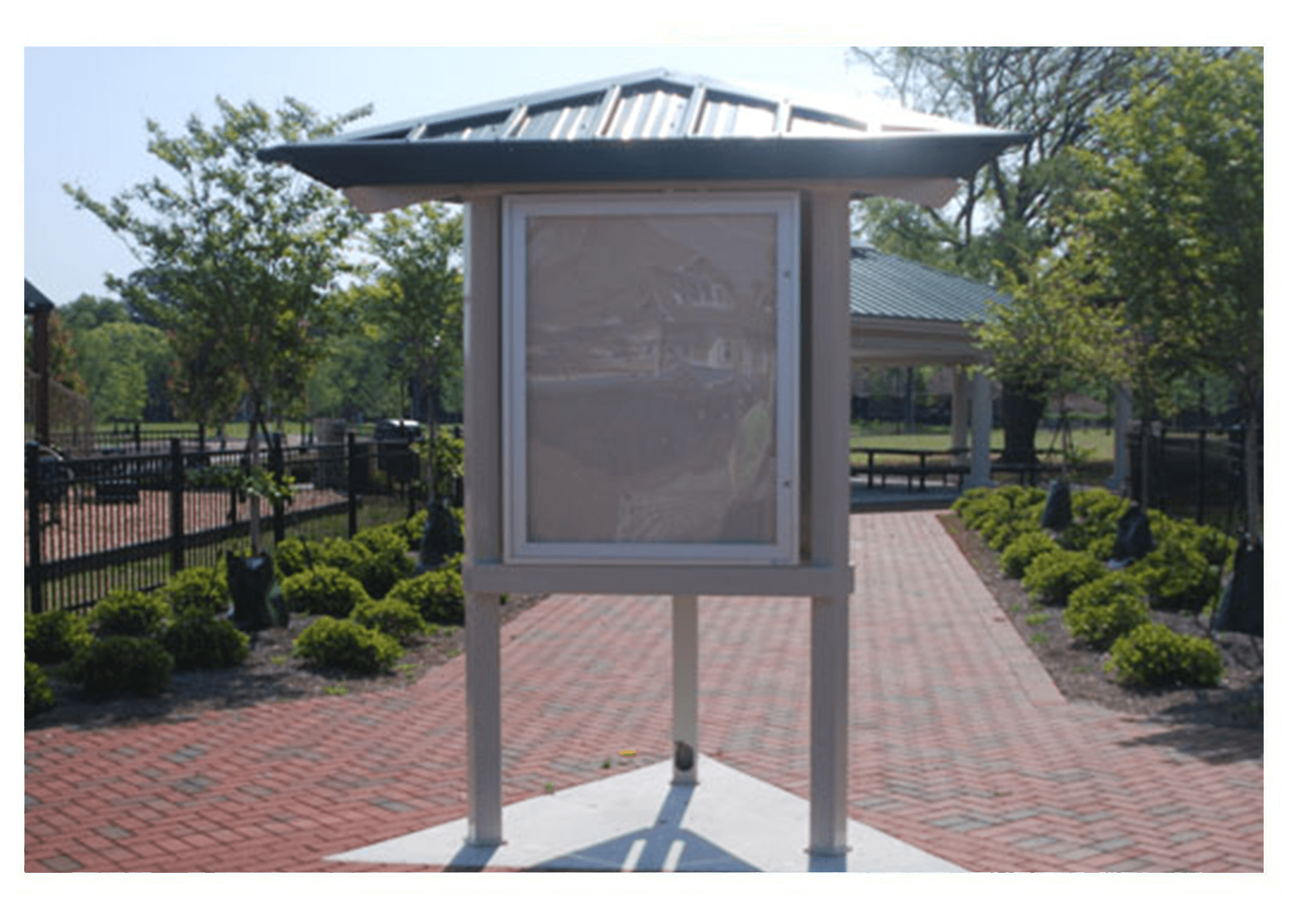 Triangular Mini Message Shelter – Furniture Leisure